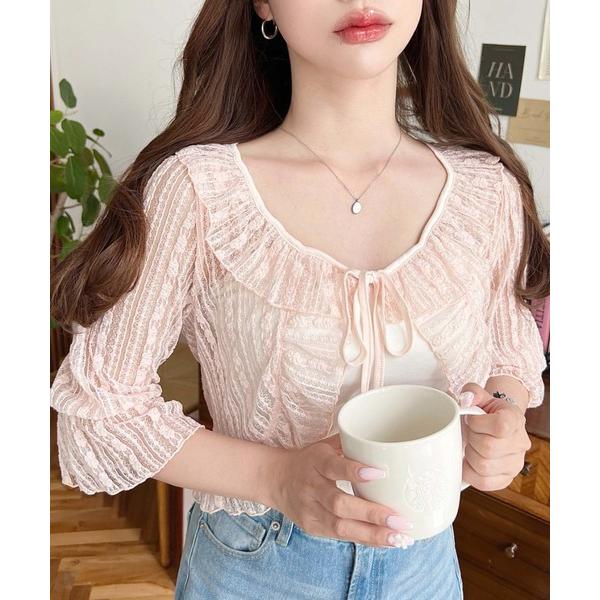 『セール実施中』ZOZO問い合わせ番号:94367340ショップ:moment+，モーメントプラスブランド:moment+，モーメントプラス商品名:フラワーストライプストレッチレースショート丈フリルカーディガンカテゴリ:トップス>カー...