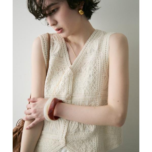 『タイムセール実施中』ZOZO問い合わせ番号:94495678ショップ:Auntie Rosa，アンティローザブランド:Trish，トリッシュ商品名:コットン刺繍ベストカテゴリ:トップス>ベストブランド品番:XPANR252003素材...