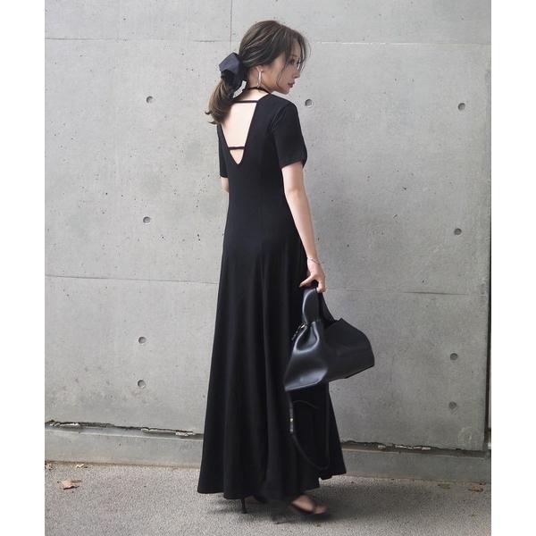 ZOZO問い合わせ番号:94560930ショップ:LAULEN，ローレンブランド:LAULEN，ローレン商品名:back strap tuck flare long dress /バックストラップタック フレア 半袖 ロング ワンピースカテ...