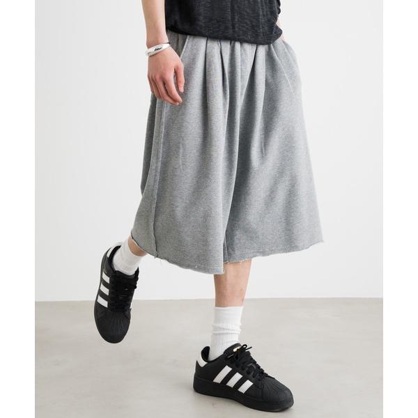 ZOZO問い合わせ番号:94595747ショップ:SINSS，シンスブランド:SINSS，シンス商品名:Two tuck sweat shorts / 2タックスウェットショーツカテゴリ:パンツ>スウェットパンツブランド品番:SIN2...