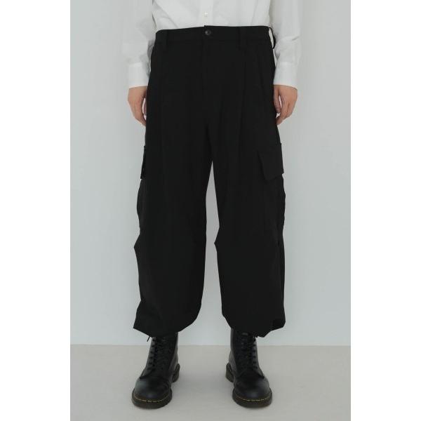 ZOZO問い合わせ番号:94722523ショップ:Knuth Marf，クヌースマーフブランド:Knuth Marf，クヌースマーフ商品名:two tuck cargo pantsカテゴリ:パンツ>その他パンツブランド品番:KMH22...