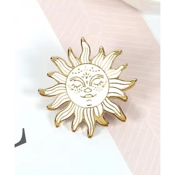 ZOZO問い合わせ番号:94755318ショップ:TONE，トーンブランド:TONE SELECT GOODS，トーンセレクトグッズ商品名:【urge select】カジュアルデザイン 神話風 シンボル(太陽/月)  ピンバッジカテゴリ:雑...