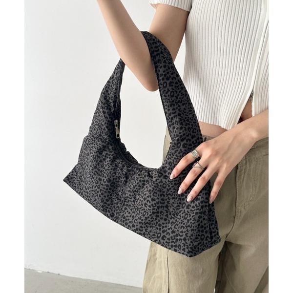 『セール実施中』ZOZO問い合わせ番号:94792054ショップ:Outfitter lab，アウトフィッターラボブランド:Bamm，バム，Outfitter lab，アウトフィッターラボ商品名:レオパード柄ハンドバッグカテゴリ:バッグ&g...