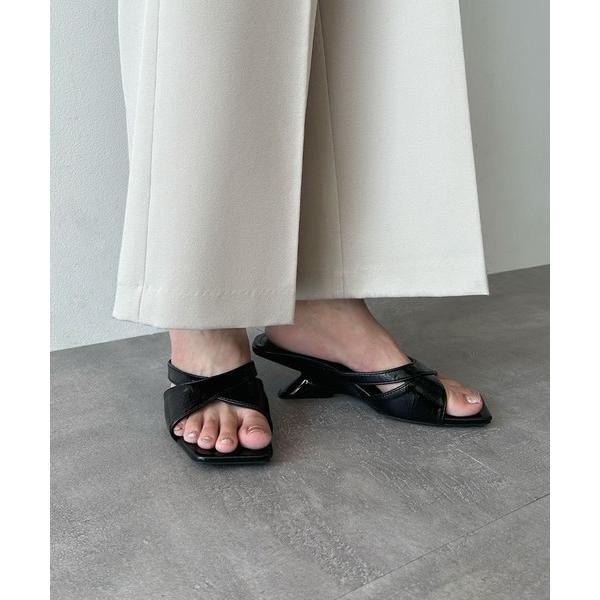 『タイムセール実施中』ZOZO問い合わせ番号:94956268ショップ:RIVER FIELD &amp; Co.，リバーフィールド　アンド　コーブランド:LOWO，ロワ商品名:メタリック スクエアトゥ ローヒール ミュール サンダル パン...