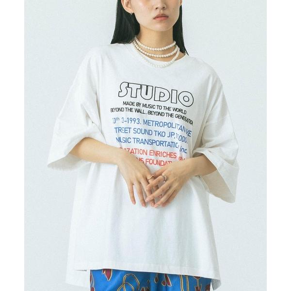 『セール実施中』ZOZO問い合わせ番号:94988355ショップ:ROSE BUD，ローズバッドブランド:ROSE BUD，ローズバッド商品名:(GENE HEAVENS)EMBROIDERY PRINT BIG TEEカテゴリ:トップス&...