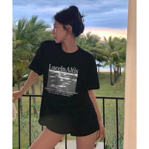 『セール実施中』ZOZO問い合わせ番号:95348235ショップ:VIBGYOR，ヴィブジョーブランド:VIBGYOR，ヴィブジョー商品名:[NARULA/ナルラ]フォト グラフィック プリント Tシャツ(CZ)カテゴリ:トップス>T...