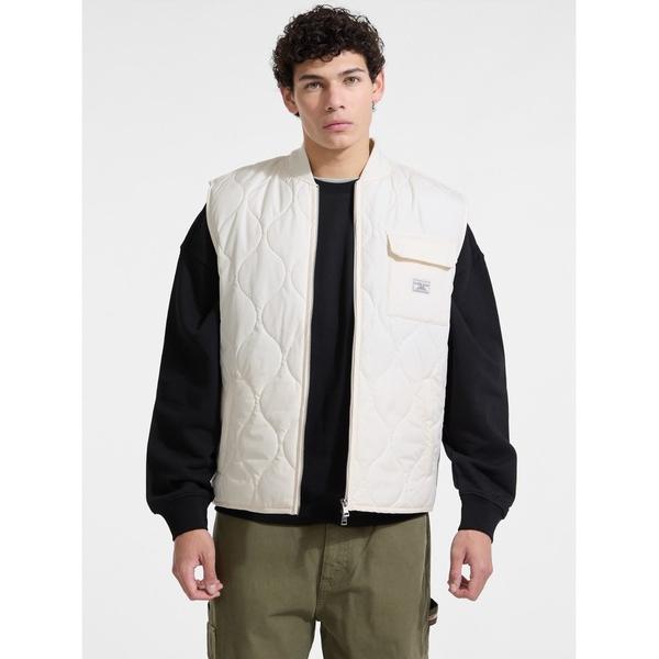 『セール実施中』ZOZO問い合わせ番号:95348312ショップ:GUESS，ゲスブランド:GUESS JEANS，ゲスジーンズ，Guess，ゲス商品名:GUESS JEANS Quilted Puffer Vest ベストカテゴリ:トップ...
