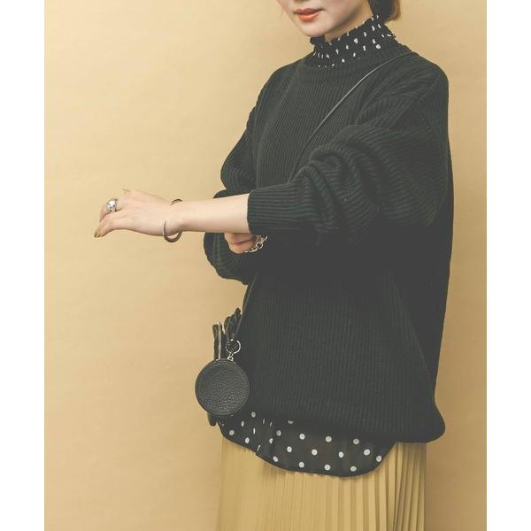 『セール実施中』参考価格：6，600円発売時期：2021年09月コンディション：C（やや使用感あり）使用感があり、やや気になる傷や汚れがあるアイテム全体的：毛玉前身頃：ひきつれ首周り：色あせ参考商品名：UR Lab.　アゼリラックスクルーネ...