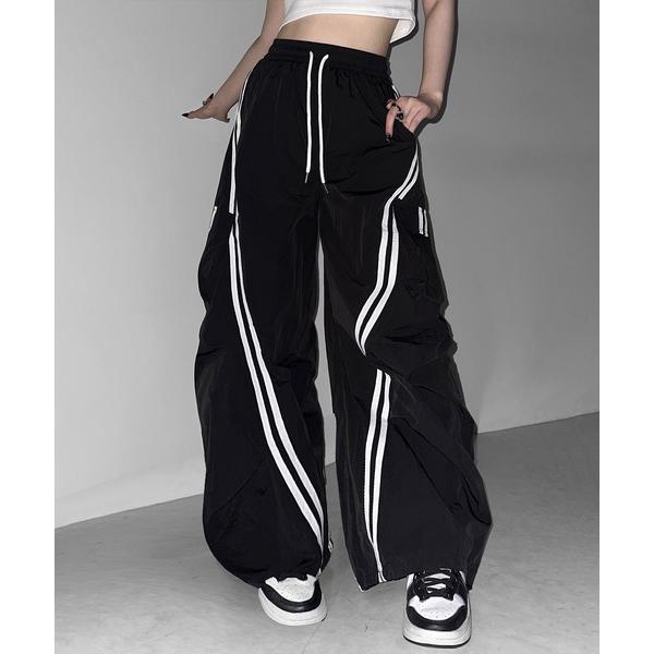 ZOZO問い合わせ番号:95714799ショップ:me+em select，ミームセレクトブランド:me+em select，ミームセレクト商品名:【 ３color ／裾絞り可能２WAY 】サイドラインナイロンタックカーゴワイドパンツ ／ ...