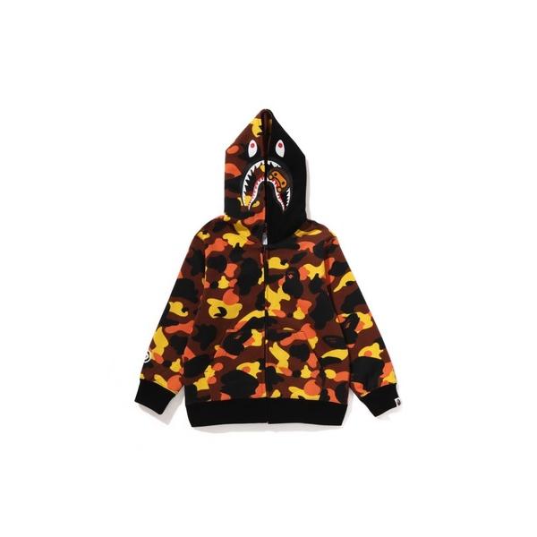 ZOZO問い合わせ番号:95808850ショップ:A BATHING APE，ア ベイシング エイプブランド:A BATHING APE，アベイシングエイプ商品名:1ST CAMO MILO SHARK ZIP HOODIEカテゴリ:トップ...