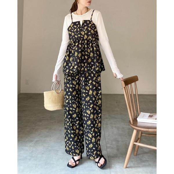 『セール実施中』ZOZO問い合わせ番号:95809475ショップ:wears，ウェアーズブランド:She's Closet，シーズクローゼット商品名:花柄フラワープリント＆アート柄キャミソールビスチェ＆パンツスタイル上下セットアップカテゴリ...
