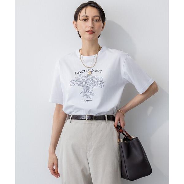 ZOZO問い合わせ番号:95841508ショップ:23区，ニジュウサンクブランド:23区 L，ニジュウサンクオオキイサイズ，23区，ニジュウサンク商品名:【洗える】JANE PACKERコラボ フラワー刺繍 Tシャツカテゴリ:トップス&gt...