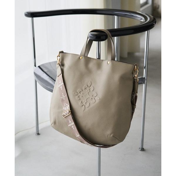 ZOZO問い合わせ番号:95841612ショップ:russet，ラシットブランド:russet，ラシット商品名:スリム2WAYトートバッグ ＜エンボスモノグラム＞カテゴリ:バッグ>トートバッグブランド品番:RUZ1051621A000...