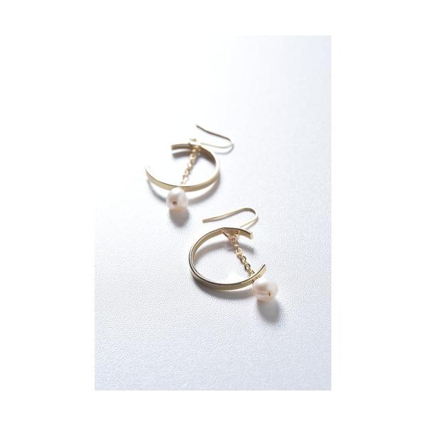 ※このアイテムは返品・交換対象外商品です。ZOZO問い合わせ番号:95908376ショップ:TONE，トーンブランド:tone，トーン商品名:【Astyle】ハーフムーンステンレスピアス(MA)カテゴリ:アクセサリー>ピアス（両耳用）...