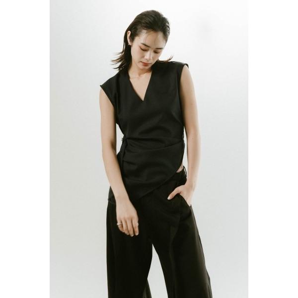 ZOZO問い合わせ番号:95977051ショップ:Knuth Marf，クヌースマーフブランド:Knuth Marf，クヌースマーフ商品名:2way asymmetry blouseカテゴリ:トップス>シャツ/ブラウスブランド品番:K...