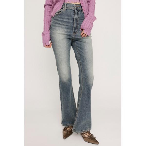 ZOZO問い合わせ番号:96071515ショップ:SLY，スライブランド:SLY，スライ商品名:HW FLARE PT-C WITH ROICA(R)EF ハイウエスト フレアパンツ シー ウィズロイカ イーエフカテゴリ:パンツ>デニ...