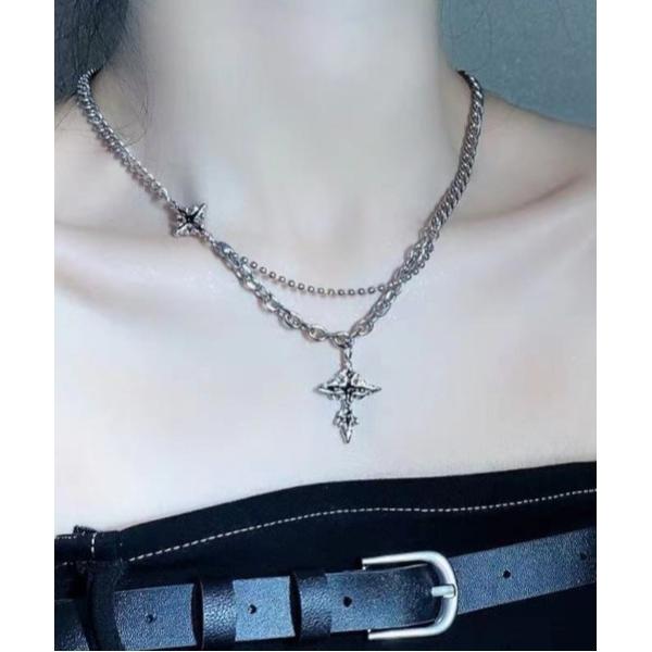 ZOZO問い合わせ番号:96140095ショップ:COLLARS，カラーズブランド:MASHIRO，マシロ商品名:【MASHIRO】ミックスチェーンダブルクロスモチーフネックレス/ユニセックス Y2K（MA/EK293）カテゴリ:アクセサリ...