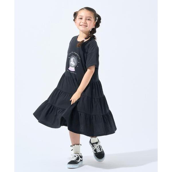 『セール実施中』ZOZO問い合わせ番号:96141066ショップ:SHOO・LA・RUE，シューラルーブランド:SHOO・LA・RUE，シューラルー商品名:スノードームプリントティアードカットワンピカテゴリ:ワンピース/ドレス>ワンピ...