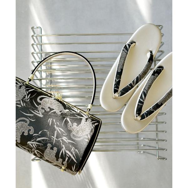 ZOZO問い合わせ番号:96268519ショップ:utatane，ウタタネブランド:utatane，ウタタネ商品名:草履バッグセット ニコアンティーク 竹林と虎カテゴリ:水着/着物・浴衣>和装小物ブランド品番:5338612600素材...