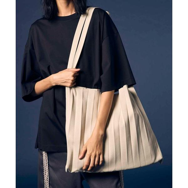 ZOZO問い合わせ番号:96466774ショップ:MAISON SPECIAL，メゾン スペシャルブランド:MAISON SPECIAL，メゾンスペシャル商品名:《UNISEX》【EX】Pleats Knit Shoulder Tote B...