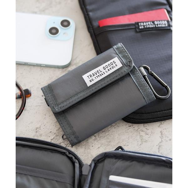 ZOZO問い合わせ番号:96497015ショップ:LAKOLE，ラコレブランド:LAKOLE，ラコレ商品名:三つ折りミニウォレット / 493703カテゴリ:財布/小物>財布ブランド品番:493703素材:本体：ナイロン100% チャ...