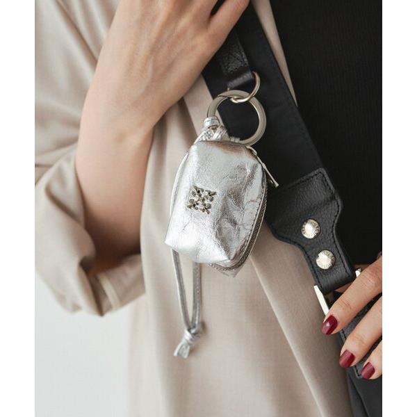 ZOZO問い合わせ番号:96499167ショップ:russet，ラシットブランド:russet，ラシット商品名:カラビナ付き レザーミニポーチ型チャームカテゴリ:アクセサリー>チャームブランド品番:RUZ1052189A0002素材:...