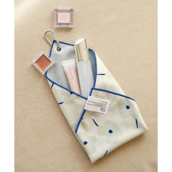 ZOZO問い合わせ番号:96601131ショップ:Wpc./KiU，ダブリュピーシーキウブランド:Wpc.，ダブリュピーシー商品名:Wpc.Patterns カラビナ付きマルチくっつくろすカテゴリ:財布/小物>ハンカチ/ハンドタオルブ...