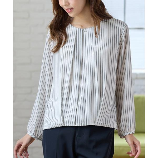 ZOZO問い合わせ番号:96992867ショップ:Honeys，ハニーズブランド:Honeys，ハニーズ，GLACIER，グラシア商品名:アクセ付裾タックブラウスカテゴリ:トップス>シャツ/ブラウスブランド品番:580-61-0118...