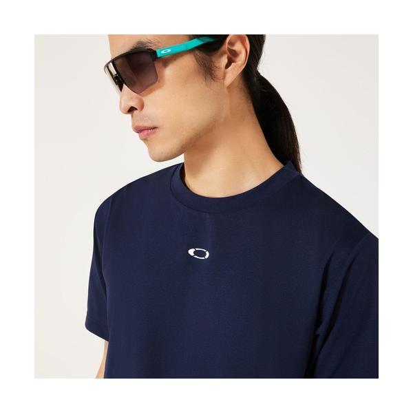 『セール実施中』ZOZO問い合わせ番号:96994314ショップ:LUXOTTICA，ルックスオティカブランド:OAKLEY，オークリー商品名:オークリー STRIKING QD SS TEE 7.0/Ｔシャツ/速乾吸汗/スポーツ・トレーニ...