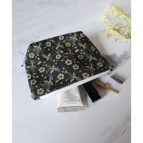 ZOZO問い合わせ番号:97025584ショップ:a.depeche，アデペシュブランド:contra bo nepre，コントラ ボ ネプレ 商品名:【contra bo ne-pre/コントラ ボ ネプレ】ボタニカル柄ポーチ / おしゃ...