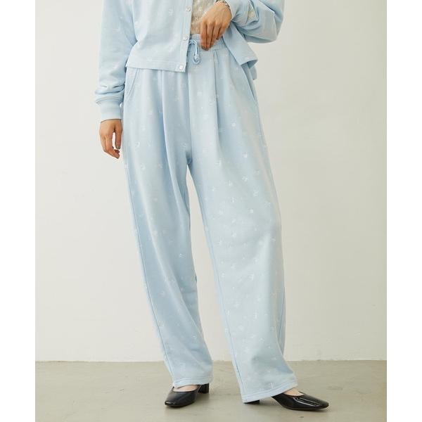 『タイムセール実施中』ZOZO問い合わせ番号:97221236ショップ:MILKFED.，ミルクフェドブランド:MILKFED.，ミルクフェド商品名:EMBROIDERY TUCK SWEAT PANTSカテゴリ:パンツ>スウェットパ...