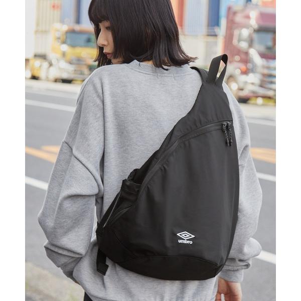 『タイムセール実施中』ZOZO問い合わせ番号:97290794ショップ:MONO-MART，モノマートブランド:UMBRO，アンブロ，MONO-MART，モノマート商品名:UMBRO/アンブロ 別注　ナイロンワンショルダーボディーバッグカテ...