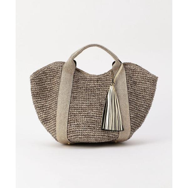 参考価格：18，700円発売時期：2022年02月コンディション：A（使用感なし）数回使用した程度で使用感が感じられないアイテム参考商品名：【VIOLAd’ORO/ ヴィオラドーロ】テープラフィアかごトート参考品番：2-0411-2-12-...