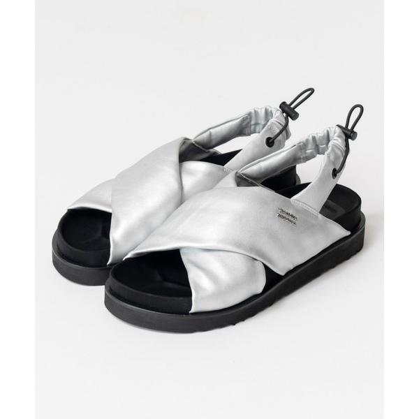 参考価格：20，900円発売時期：2024年01月コンディション：B（目立つ使用感なし）使用感が少ない、または気にならないアイテム表面・ソール：汚れ内側：剥げかかと：擦り減り参考サイズ：24cm参考商品名：Cloth Puffer Sand...