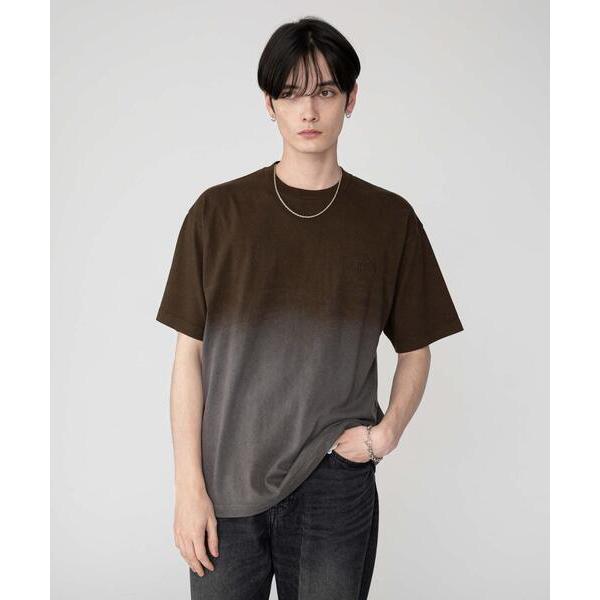 『タイムセール実施中』ZOZO問い合わせ番号:97455250ショップ:WEGO，ウィゴーブランド:BROWNY，ブラウニー，WEGO，ウィゴー商品名:BROWNY/グラデーションワンポイントTカテゴリ:トップス>Tシャツ/カットソー...