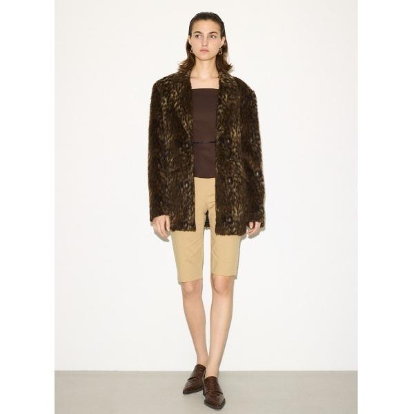 『タイムセール実施中』ZOZO問い合わせ番号:97461519ショップ:SLY，スライブランド:THROW by SLY，スローバイスライ，SLY，スライ商品名:THROW STRETCH CAPRI PT ストレッチ カプリ パンツカテゴ...