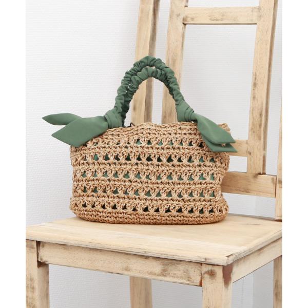 参考価格：6，490円発売時期：2024年02月コンディション：B（目立つ使用感なし）使用感が少ない、または気にならないアイテム持ち手：汚れ参考商品名：カシュカシュ cachecache / 下がりリボン柄編みトートバッグ参考品番：01-0...