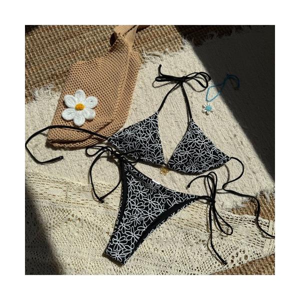 『タイムセール実施中』※このアイテムは返品・交換対象外商品です。ZOZO問い合わせ番号:97491118ショップ:Ritzy，リッツィーブランド:Ritzy，リッツィー商品名:刺繍柄　ホルダーネック　三角ビキニ水着カテゴリ:水着/着物・浴衣...