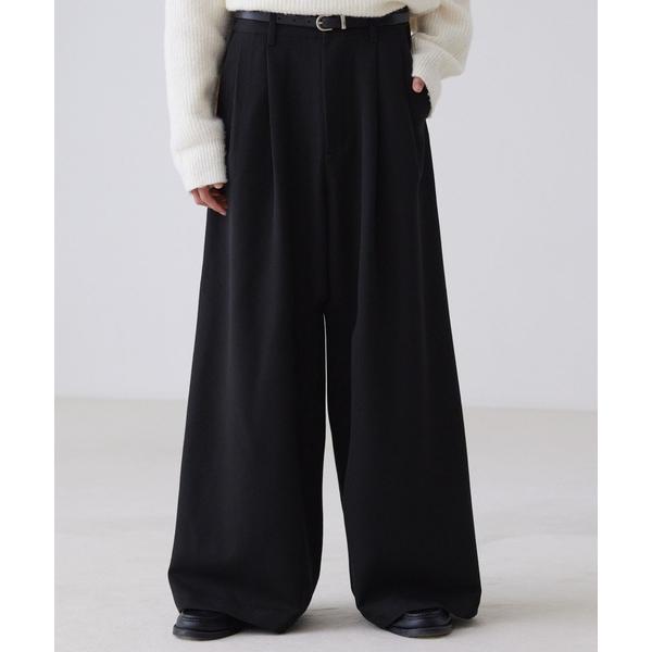 『タイムセール実施中』ZOZO問い合わせ番号:97491506ショップ:EMMA CLOTHES，エマ クローズブランド:LUENNA，ルエナ商品名:【LUENNA】TR 2-Tuck Wide Straight Slacks / TRツー...