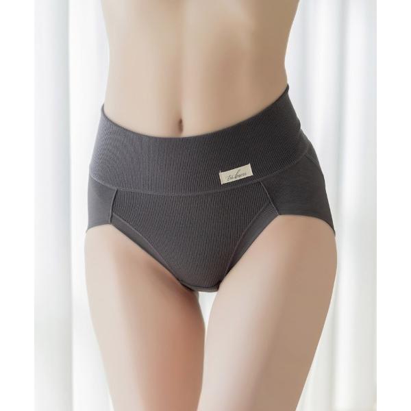 『タイムセール実施中』※このアイテムは返品・交換対象外商品です。ZOZO問い合わせ番号:97563705ショップ:tu-hacci，ツーハッチブランド:tu-hacci，ツーハッチ商品名:リブストレッチ骨盤ガードルショーツ【ミドル丈】カテゴ...