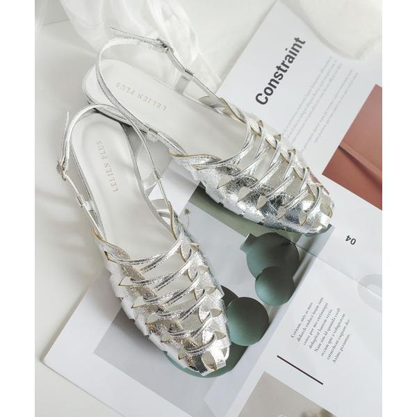 参考価格：4，689円発売時期：2024年04月コンディション：D（傷・汚れあり）傷や汚れがあるが使用には問題ないアイテムかかと：擦り減り内側：剥げ表面：汚れ参考商品名：メッシュフラットサンダル /バックストラップ参考品番：SY017【商品...