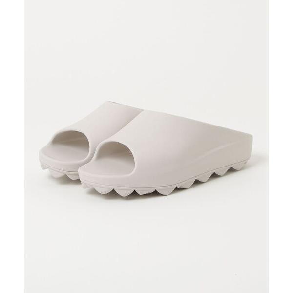 参考価格：13，200円発売時期：2024年05月コンディション：C（やや使用感あり）使用感があり、やや気になる傷や汚れがあるアイテム全体的：汚れ参考商品名：PPACO / LUX-2 オープントウサンダル参考品番：23-33-0114-1...