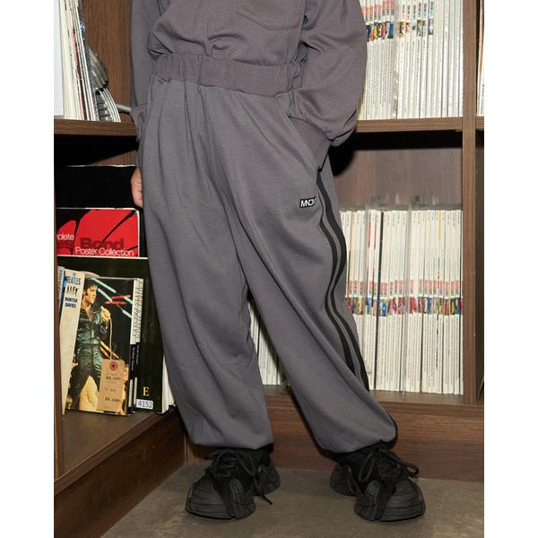 『セール実施中』ZOZO問い合わせ番号:97665590ショップ:petit main，プティマインブランド:b・ROOM，ビールーム商品名:【MNCM】【セットアップ可】【カイテキ天竺】ビッグシルエットサイドラインパンツカテゴリ:パンツ&...