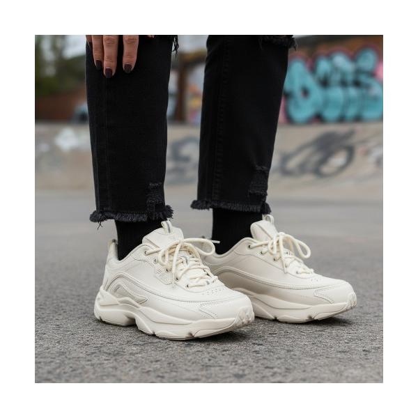 『タイムセール実施中』ZOZO問い合わせ番号:97833482ショップ:FILA，フィラブランド:FILA，フィラ商品名:RAYTONAカテゴリ:シューズ>スニーカーブランド品番:UFW25043920素材:甲材：合成皮革  底材：ゴ...