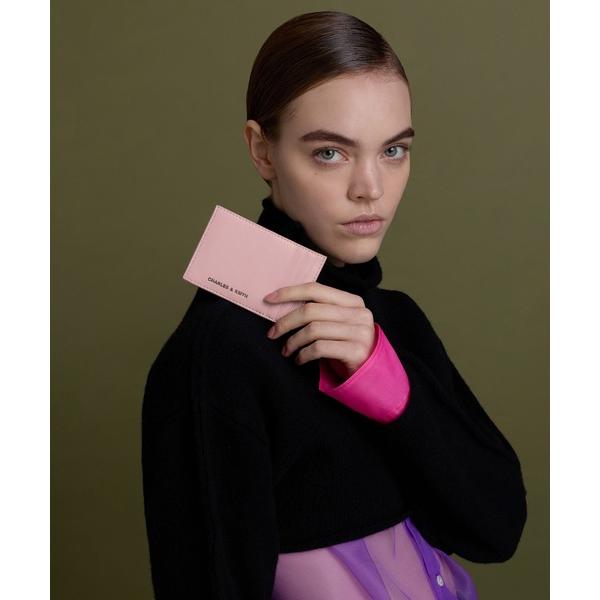 ZOZO問い合わせ番号:97833512ショップ:CHARLES &amp; KEITH，チャールズ＆キースブランド:CHARLES &amp; KEITH，チャールズ &amp; キース商品名:Ivette イヴェット ウーブンカードホル...