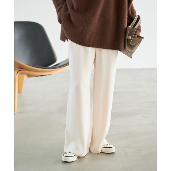 『セール実施中』ZOZO問い合わせ番号:97866688ショップ:Spick &amp; Span，スピック アンド スパンブランド:Spick &amp; Span，スピックアンドスパン商品名:サテンイージーベルボトムパンツカテゴリ:パン...