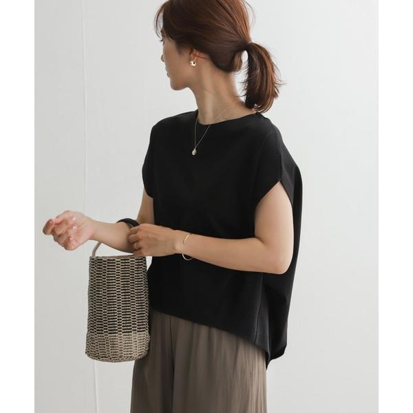 『セール実施中』参考価格：6，600円発売時期：2023年06月コンディション：C（やや使用感あり）使用感があり、やや気になる傷や汚れがあるアイテム全体的：汚れ参考商品名：コットンバックタックフレンチプルオーバー参考品番：DR35-21U1...