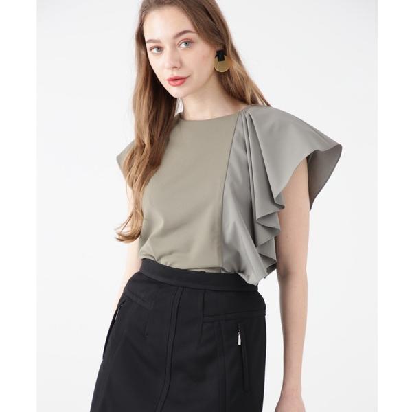 参考価格：19，800円発売時期：2023年03月コンディション：A（使用感なし）数回使用した程度で使用感が感じられないアイテム参考商品名：◆タックスリーブコンビカットソー参考品番：031-3160478【商品に関する注意事項】・こちらの商...