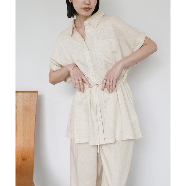 『タイムセール実施中』参考価格：5，940円発売時期：2025年04月コンディション：A（使用感なし）数回使用した程度で使用感が感じられないアイテム参考商品名：【Et】リネンミックスウエストドロストブラウス参考品番：20001603【商品に...