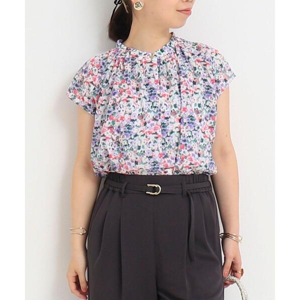 参考価格：9，350円発売時期：2025年05月コンディション：A（使用感なし）数回使用した程度で使用感が感じられないアイテム参考商品名：ヴィーナスデシンフラワープリントシャーリングブラウス参考品番：5-0803-2-01-012【商品に関...